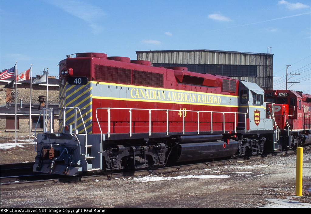 CDAC 40, EMD GP40, fresh repaint at CP-Soo Line